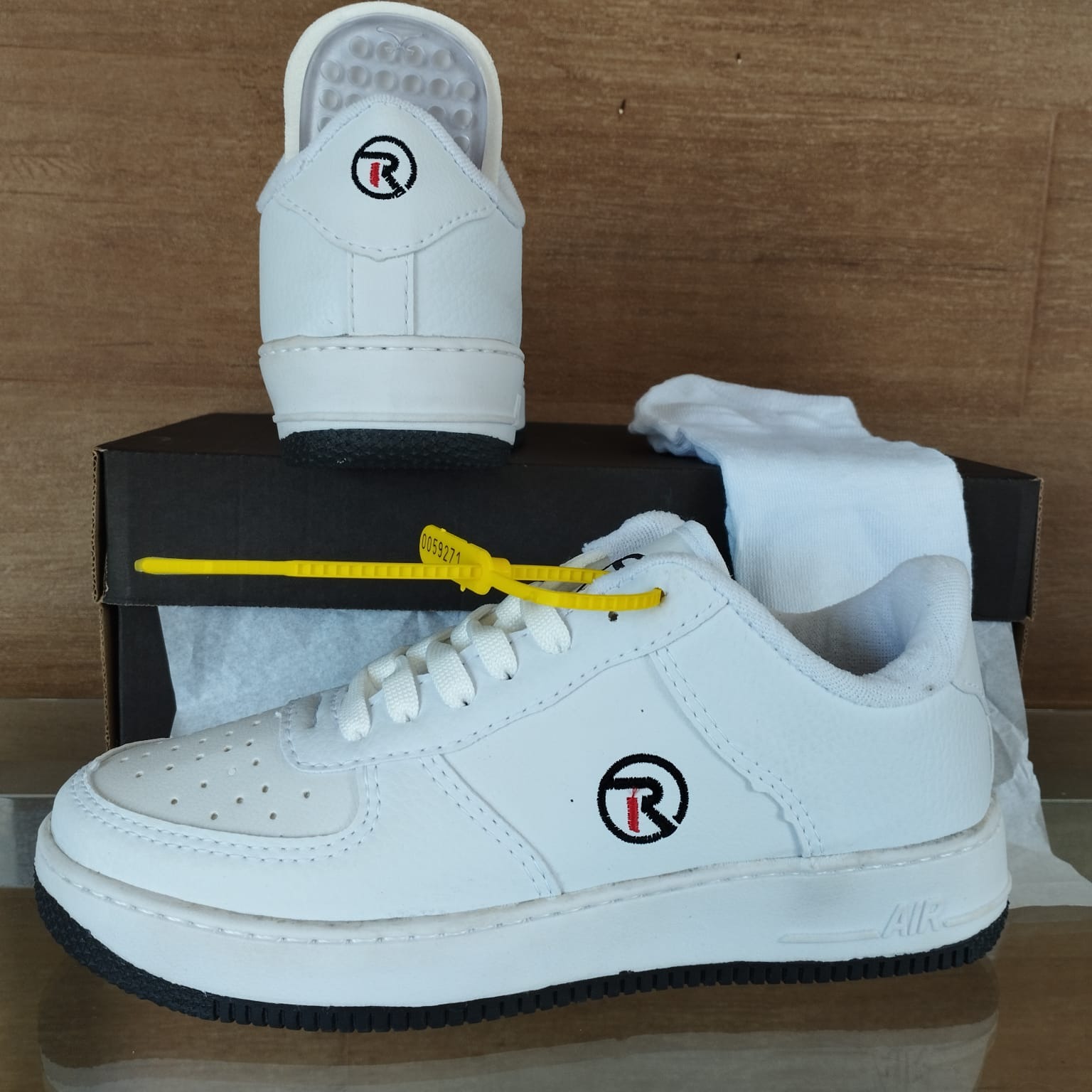 R shoes, Loja Online | Shopee Brasil